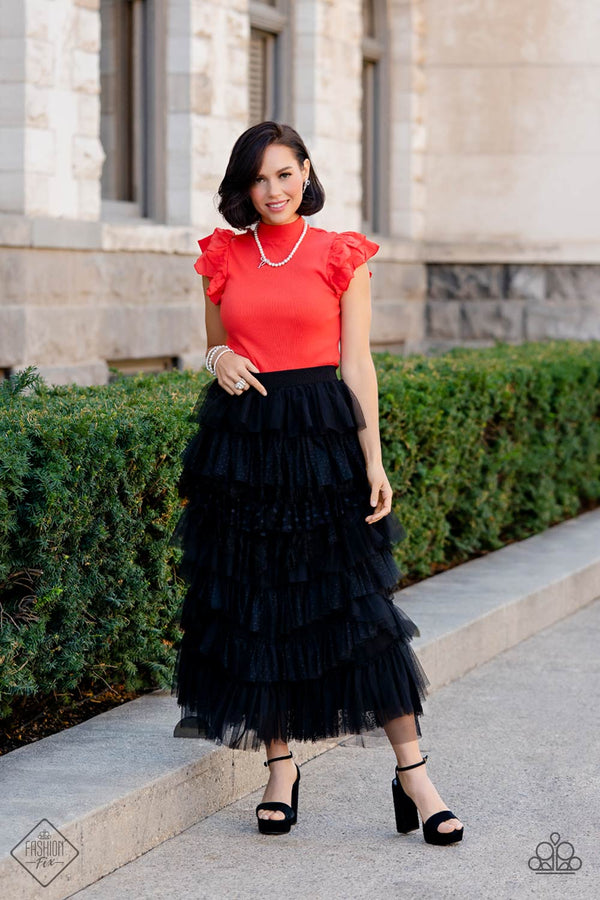 Paparazzi Fiercely 5th Avenue Fashion Fix Set December 2022